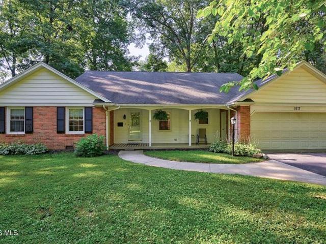 1917 Imperial Ln, Findlay, OH 45840