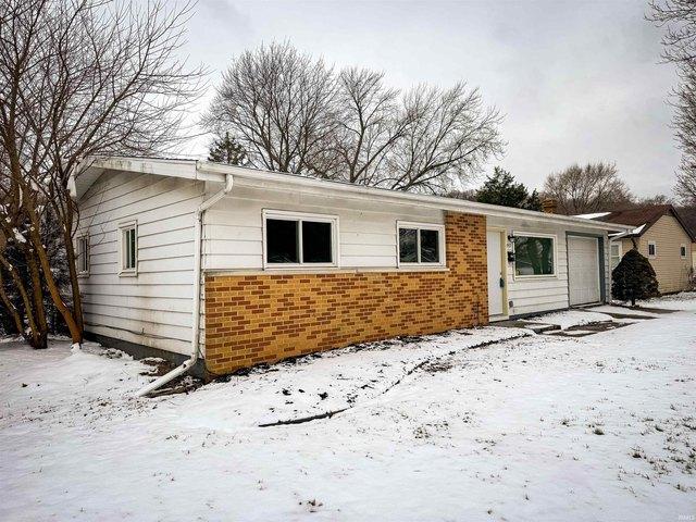 1917 Panama St, Mishawaka, IN 46544