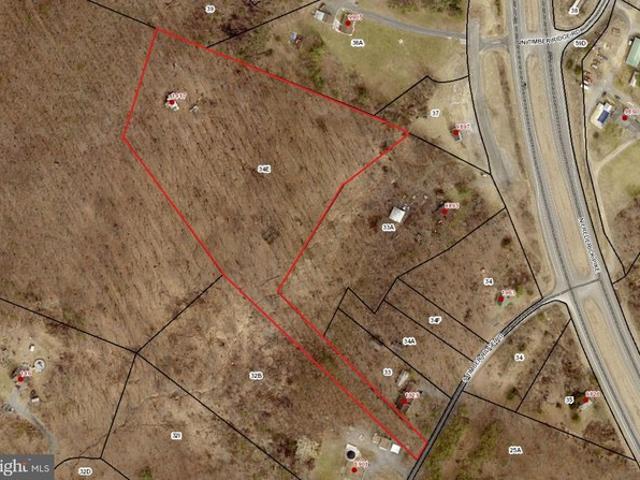 1917 S Timber Ridge Rd, Cross Junction, VA 22625