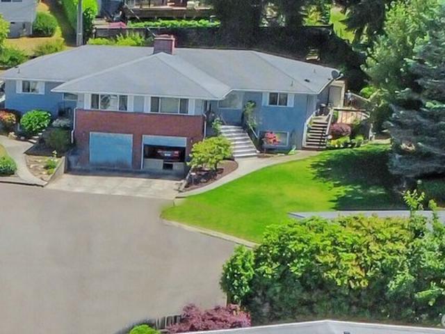 1917 1919 Willow Ln W, University Place, WA 98466