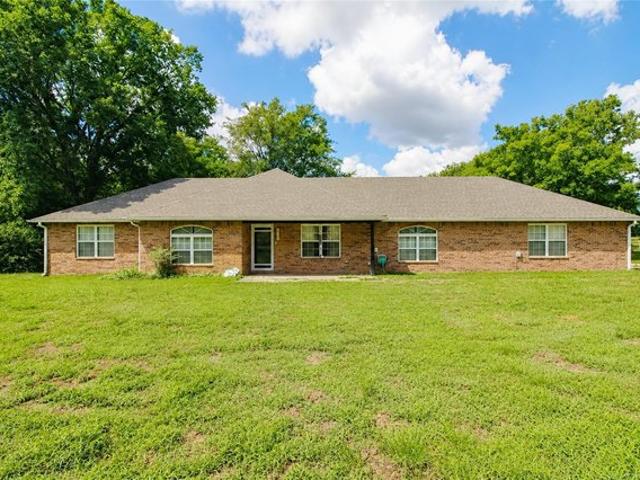 19183 S Prairie Bell Rd, Morris, OK 74445