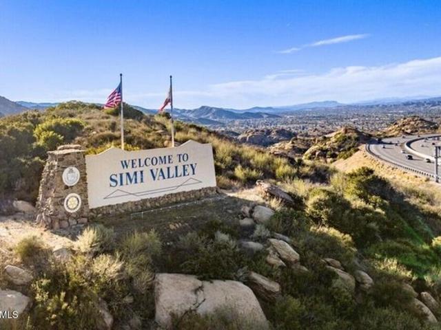 1918 N Claudia Ave, Simi Valley, CA 93065