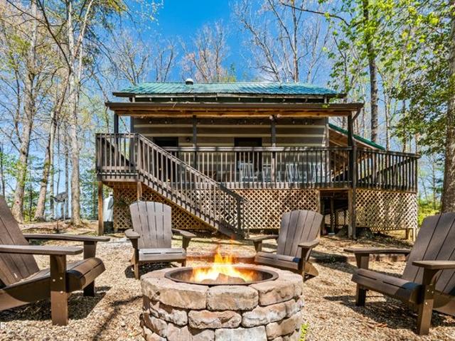 1918 Charles Lewis Way Unit 4, Sevierville, TN 37876