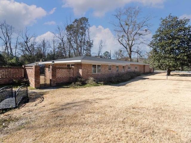 1918 Country Club Rd, Columbus, GA 31906