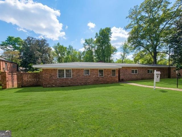 1918 Country Club Rd, Columbus, GA 31906