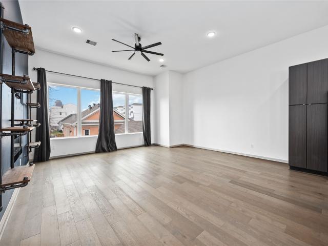 1918 Goliad St, Unit B, Houston, TX 77007 | MLS #69262 | Compass