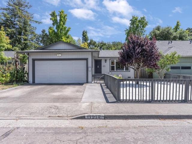 1918 Greeneich Ave, Santa Rosa, CA 95401