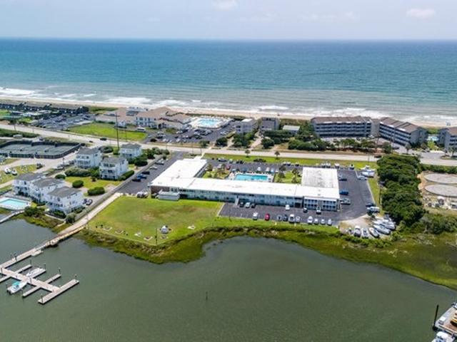 1918 W Ft Macon Rd Unit 201, Atlantic Beach, NC 28512