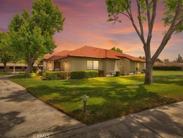 19190 Palo Verde Dr, Apple Valley, CA 92308