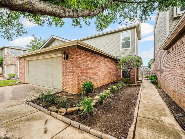 1919 Maplewood Trail