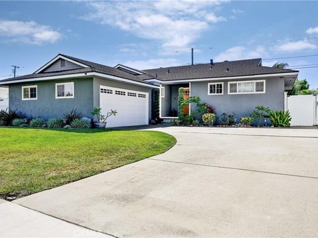 1919 Nipomo Ave, Long Beach, CA 90815