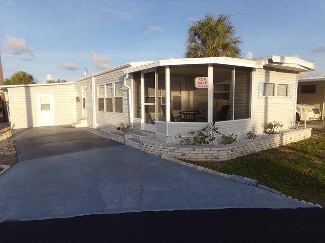 1919 Buccaneer Dr Lot 38, Sarasota, FL 34231