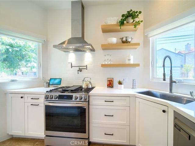 1919 Carnegie Ln Apt C, Redondo Beach, CA 90278