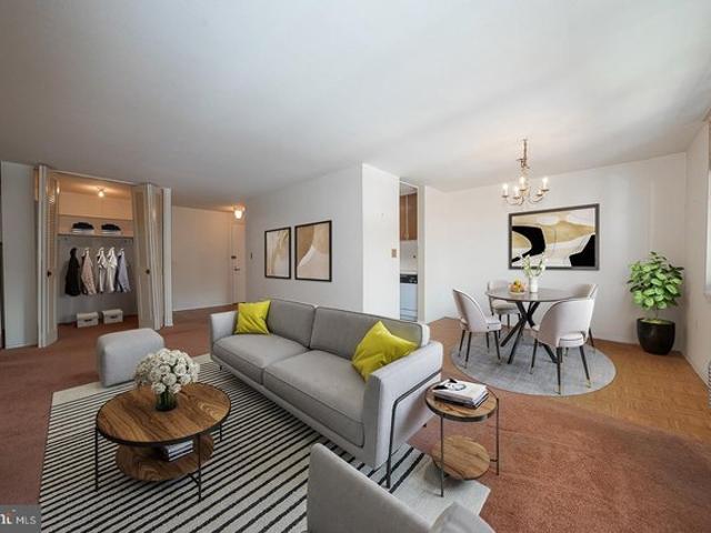 1919 Chestnut St Apt 1016, Philadelphia, PA 19103
