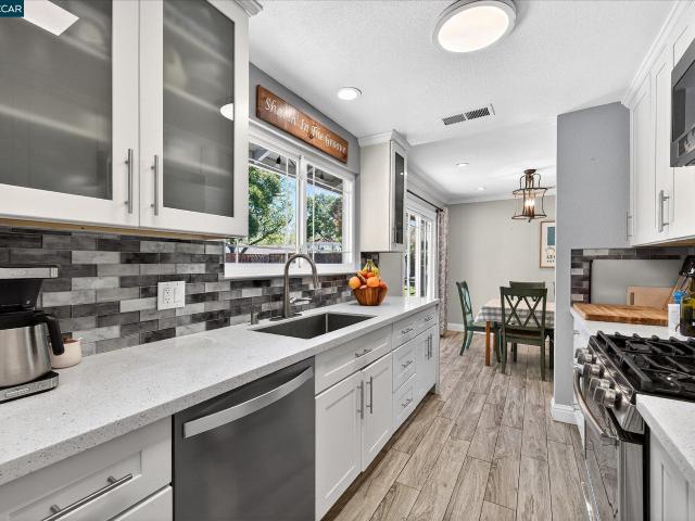 1919 Elinora Dr