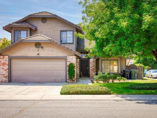 1919 Glen Harbor Dr, Ceres, CA 95307