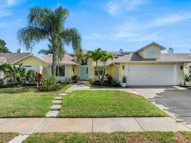1919 Glen Meadows Cir, Melbourne, FL 32935