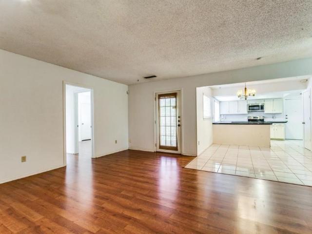 1919 j Pearce Dr, Richardson, TX 75081 | MLS #21217 | Compass
