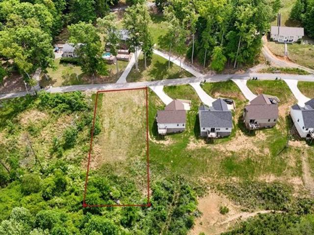 1919 Lakewood Dr, Morristown, TN 37814