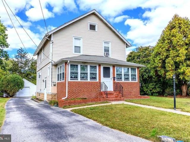 1919 Pershing Ave, Morton, PA 19070