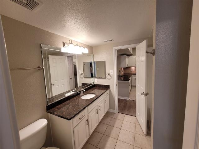 1919 Post Oak Park Dr, Unit 5305, Houston, TX 77027 | MLS #89892 | Compass