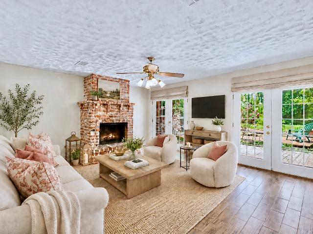 1919 Stebbins Drive