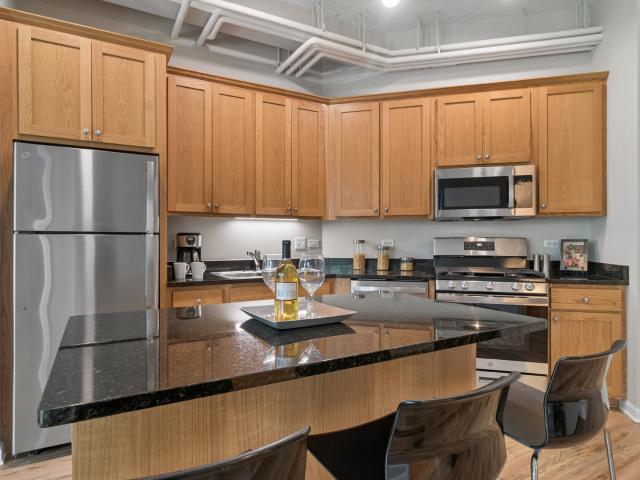 1919 S Michigan Avenue # 200