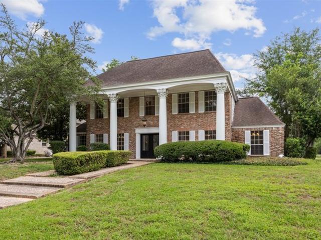 1919 Saddlecreek Dr, Houston, TX 77090