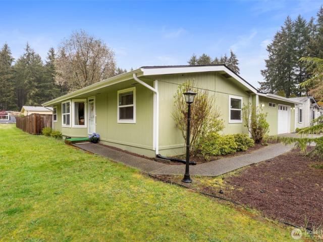 1919 SE Richmond Lane