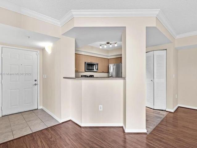 1919 Van Buren St #511A Hollywood, FL 33020