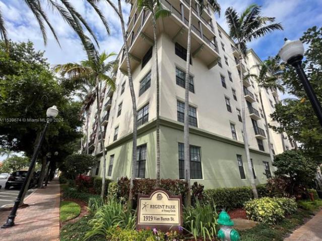 1919 Van Buren St #720A, Hollywood, FL 33020