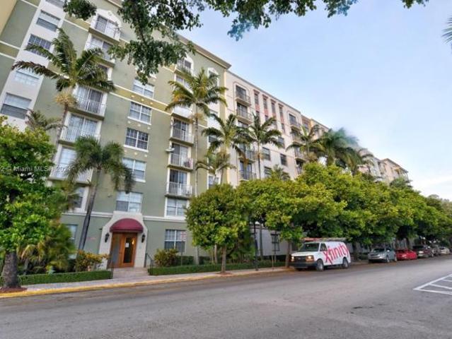 1919 Van Buren St #311A, Hollywood, FL 33020