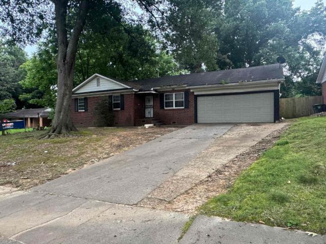 1919 warner dr