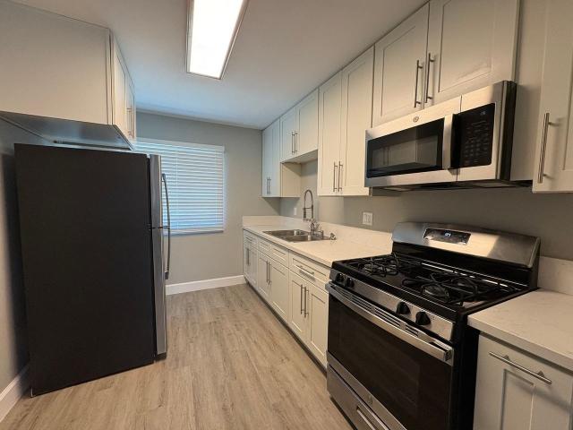 1919 1923 ½ Mission Ave. 3 Bedroom Apartment for Rent at 1919 Mission Ave, San Diego, CA 92116 University Heights