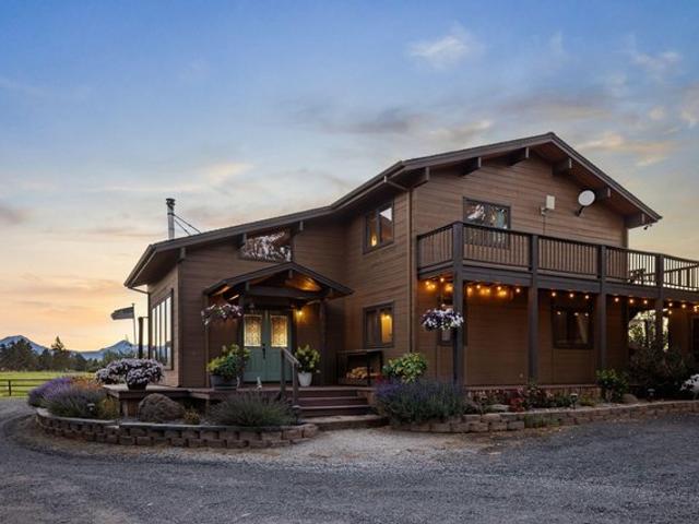 19100 Couch Market Rd, Bend, OR 97703