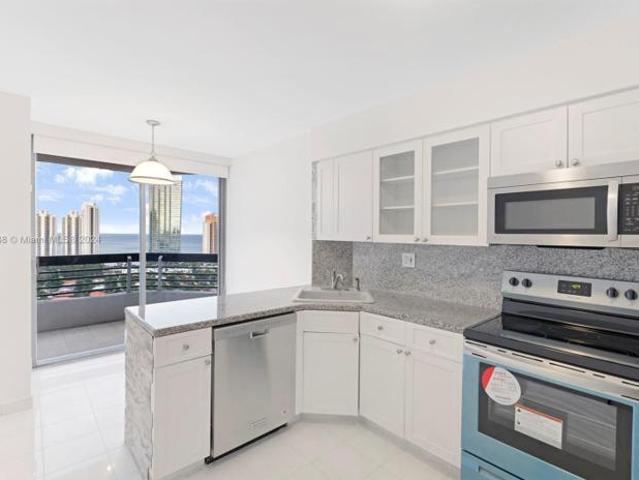 19101 NE 36th Ct #2911, Aventura, FL 33180