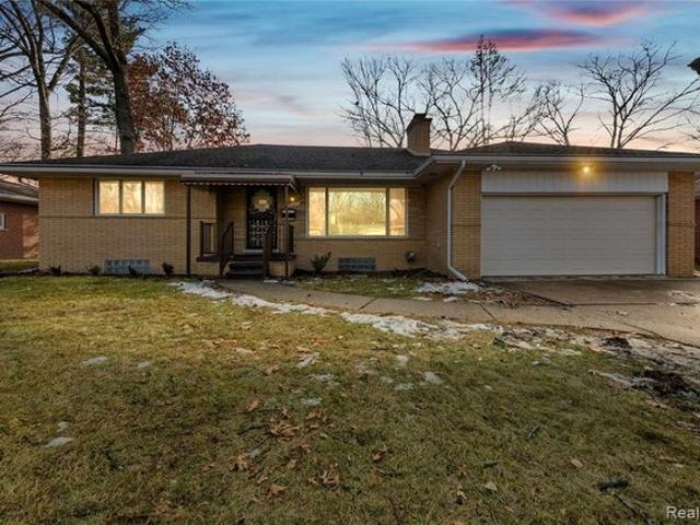19107 Greenwald Dr, Southfield, MI 48075