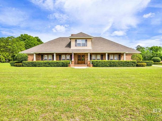 19107 Hughen St, Robertsdale, AL 36567