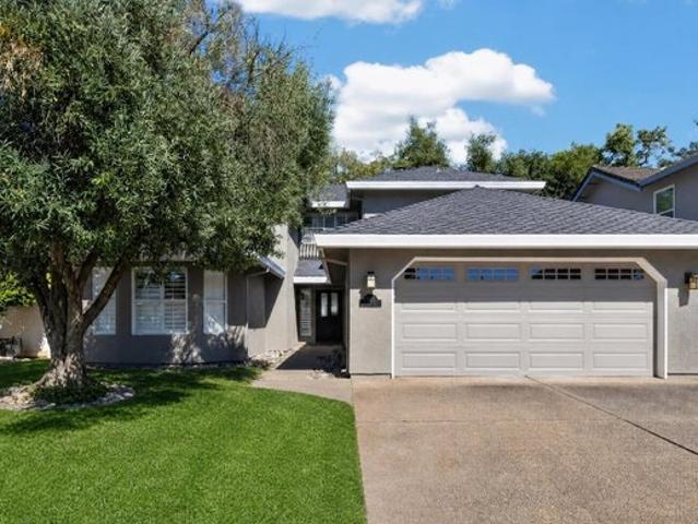 19104 Pebble Ct, Woodbridge, CA 95258