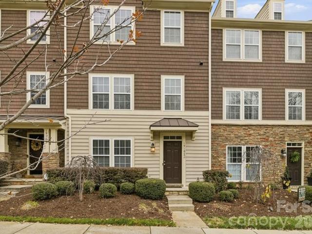 19105 Chandlers Landing Dr, Cornelius, NC 28031
