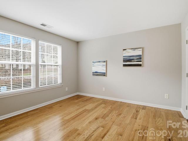 19105 Chandlers Landing Dr, Cornelius, NC 28031 | MLS #4327