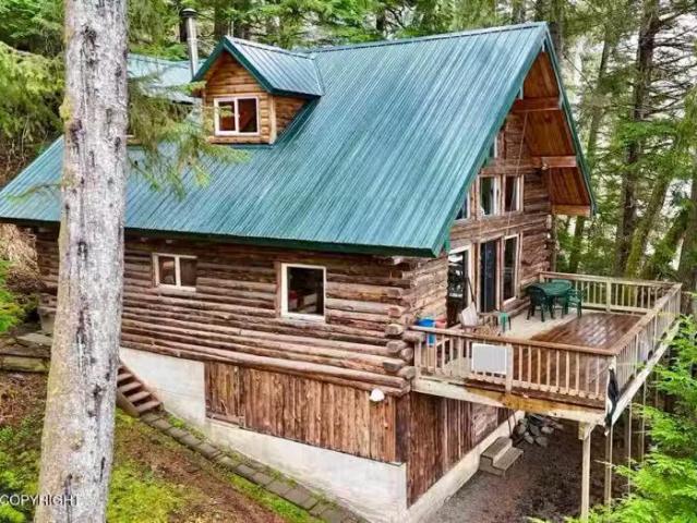 19105 GLACIER HIGHWAY, REMOTE, AK 99000 Single Family Residenc.
