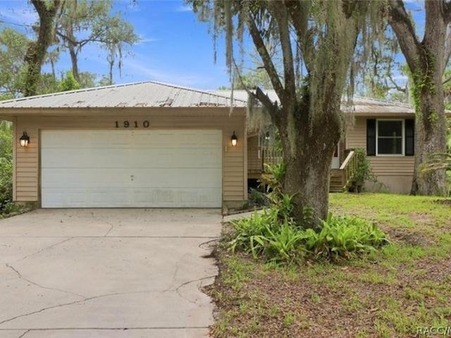 1910 NW 15th Ct, Crystal River, FL 34428