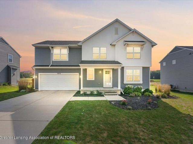 1910 Nightingale Dr, Holt, MI 48842