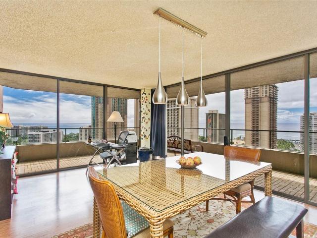 1910 Ala Moana Blvd, Unit 25A, Honolulu, HI 96815 | MLS #202605 | Compass
