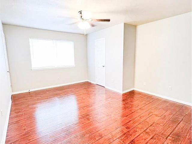 1910 Barak Ln, Unit 18, Bryan, TX 77802 | MLS #25012