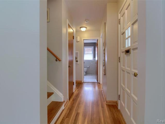 1910 Bonnieview Drive