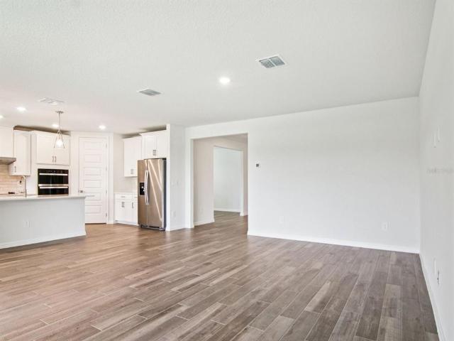 1910 Coolridge Pl, Zephyrhills, FL 33541 | MLS #TB8487 | Compass
