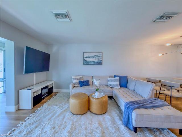 1910 Gulf Shore Blvd N, Unit 312, Naples, FL 34102 | MLS #226004