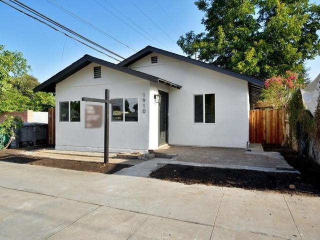 1910 Gaither St, Selma, CA 93662